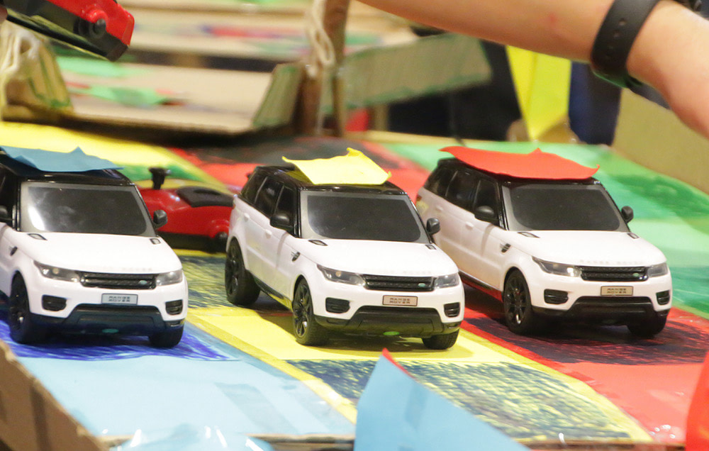 Bridge the Divide Team Building Activity | Eventurous